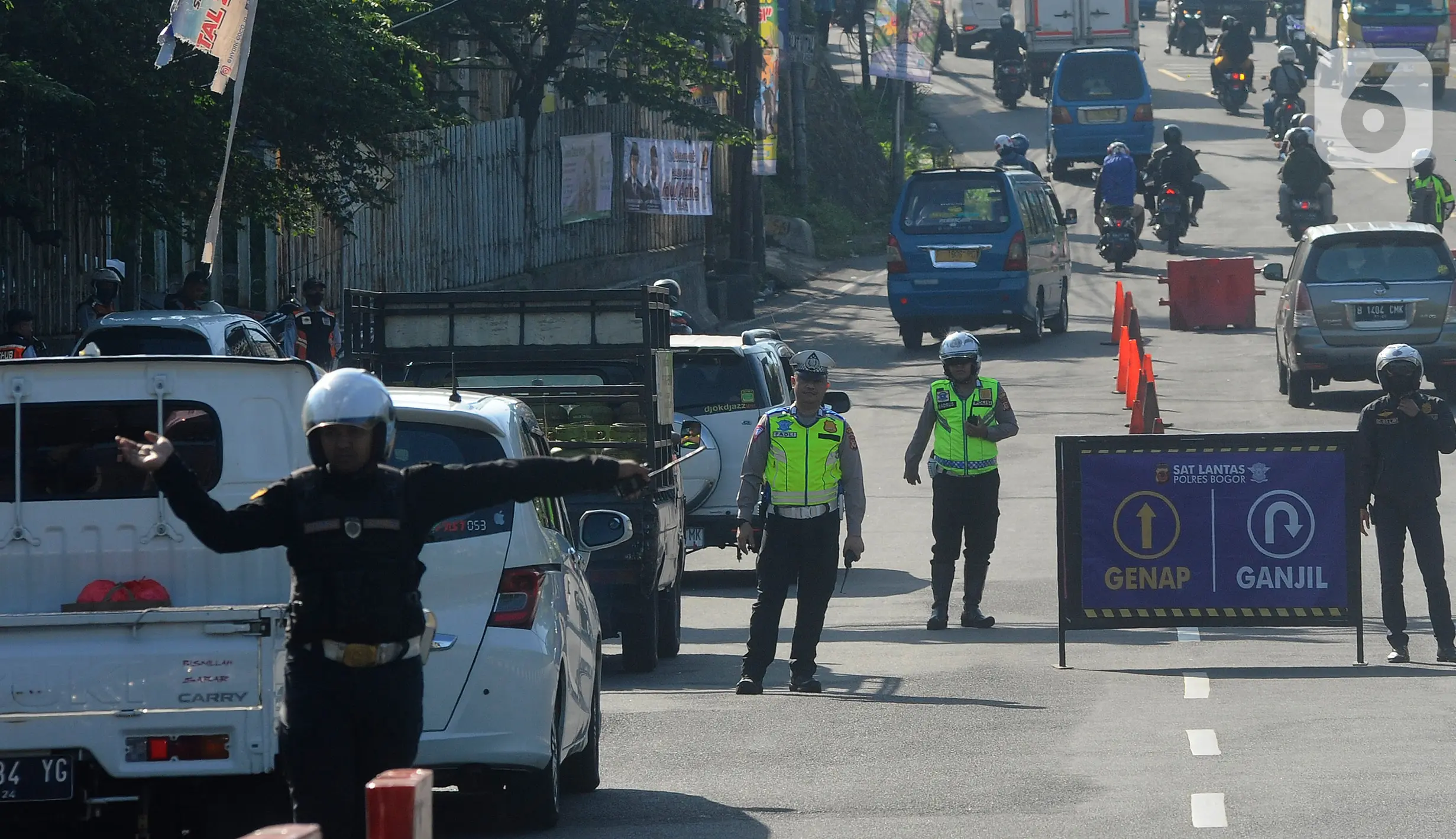Libur Idul Adha, Sistem Ganjil Genap Diberlakukan di Jalur Puncak Bogor - Foto Liputan6.com
