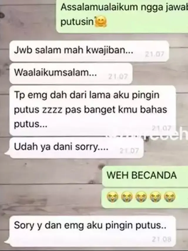 10 Chat saat Diputusin Pacar Ini Bikin Senyum Kecut - Hot Liputan6.com