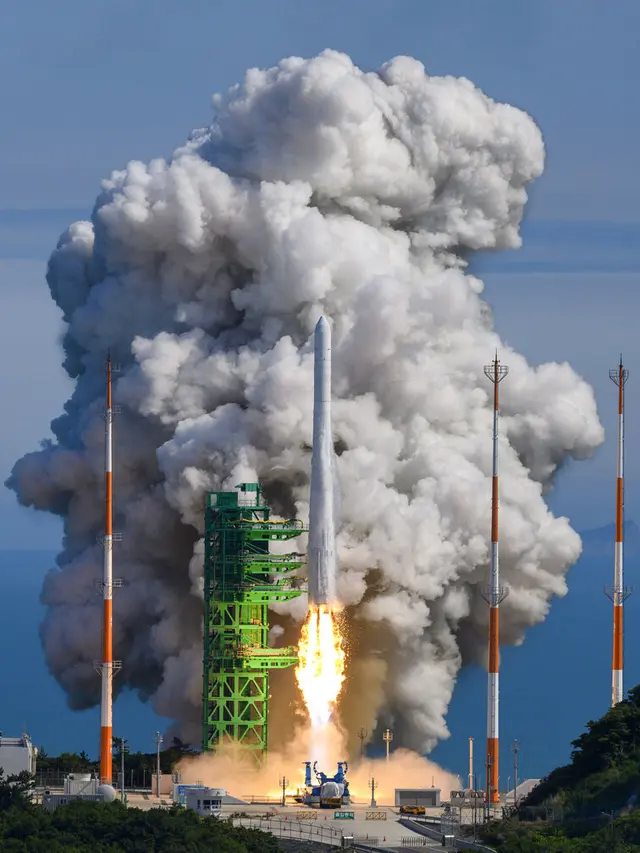 7 Roket Luar Angkasa Pertama Berbagai Negara - Global Liputan6.com