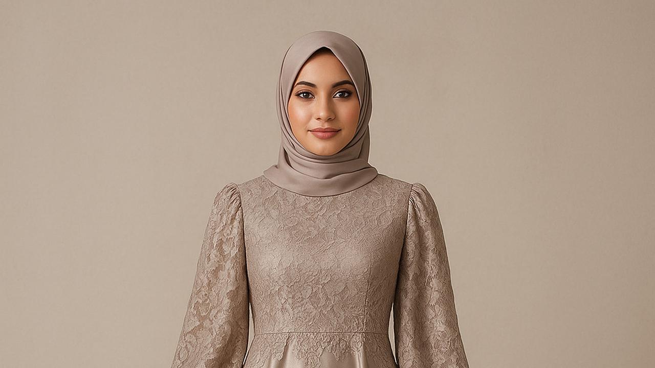 7 Tips Memilih Gamis Brokat untuk Orang Gemuk, Tampil Anggun dan Ramping