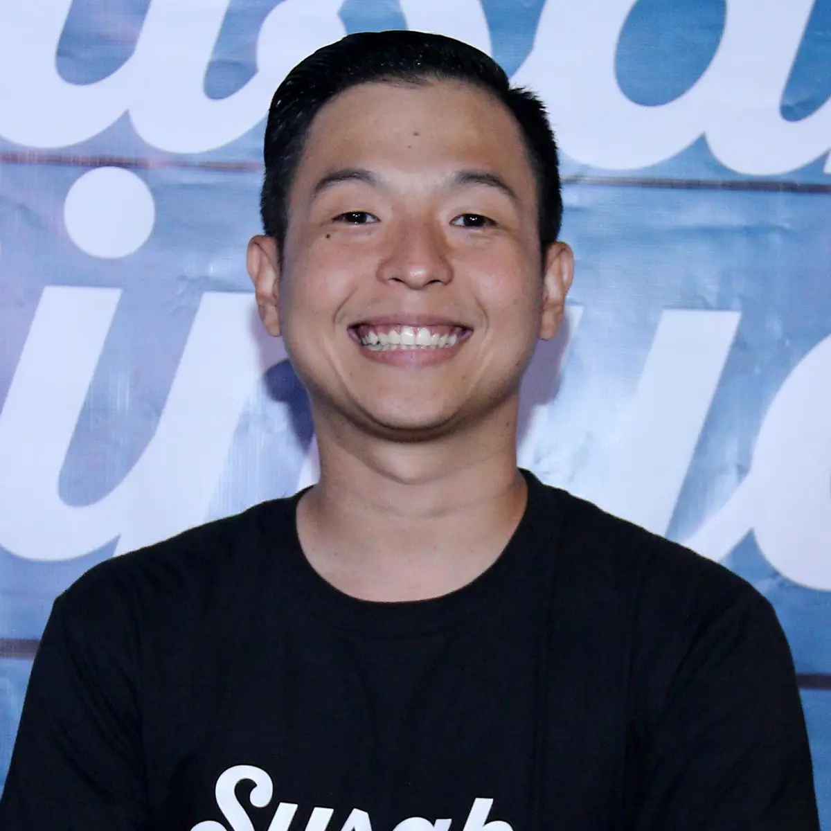 Ernest Yang's Instagram, Twitter & Facebook on IDCrawl