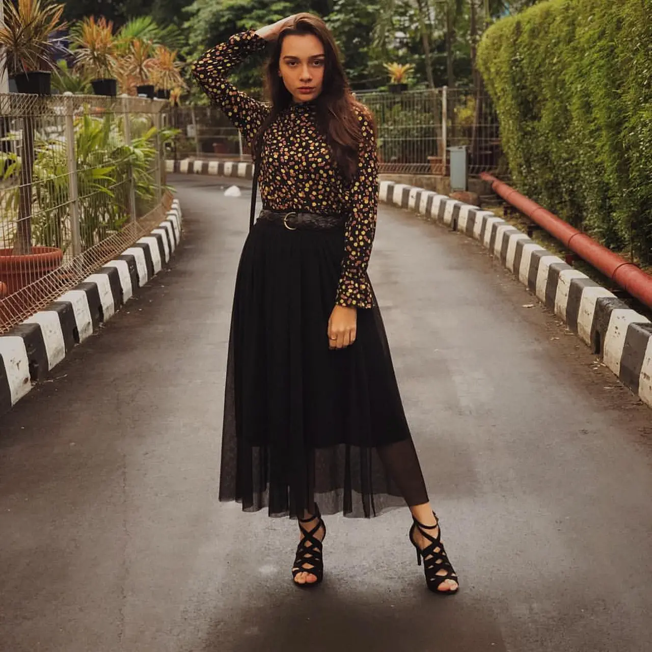 6 Potret Dosma Hazenbosch di Awal Karier, Baru 6 Tahun Debut Wajah Tak ...