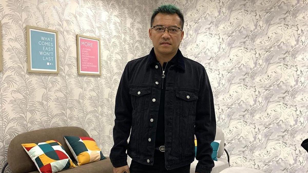 7 Potret Rumah Orangtua Anang Hermansyah, Minimalis Tapi Terkesan Megah ...
