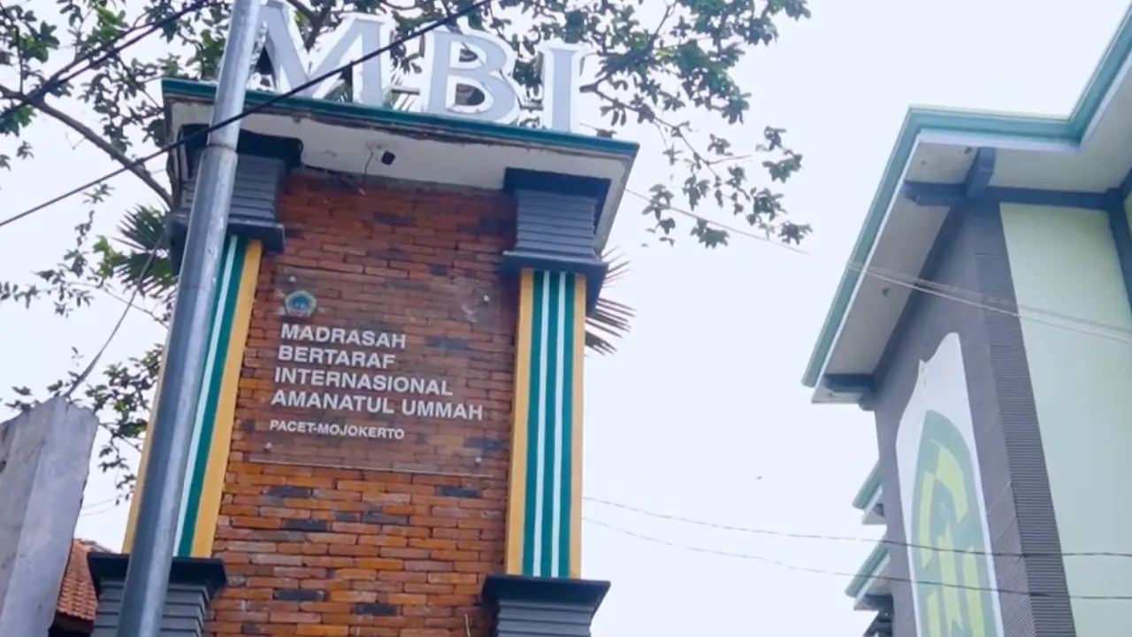 Profil Pondok Pesantren Amanatul Ummah Pacet, Madrasah Bertaraf Internasional - Hot Liputan6.com
