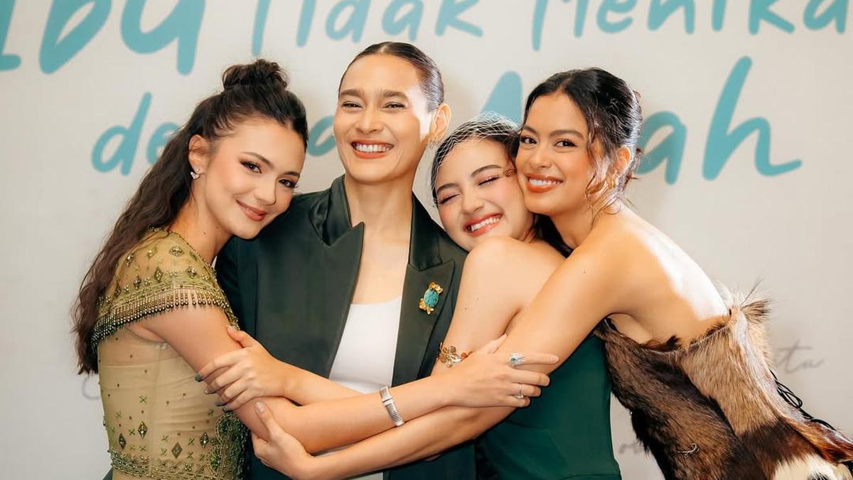 Gaya Kontras Amanda Rawles dengan Lehenga Dress dan Eva Celia yang ...