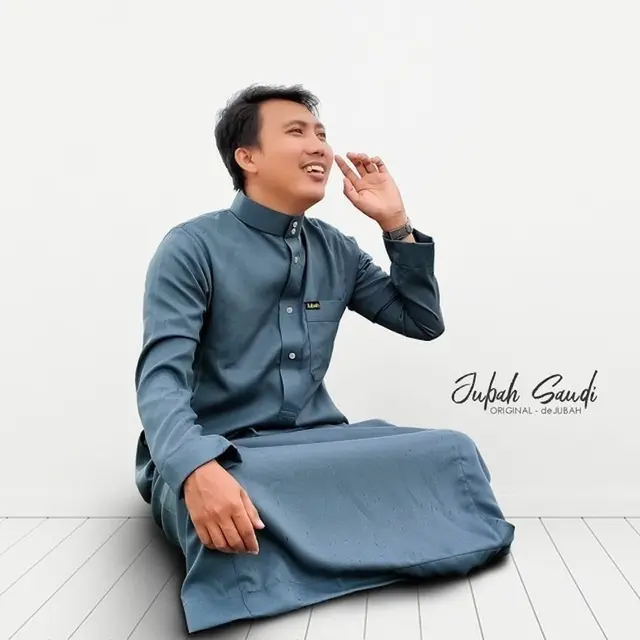 10 Rekomendasi Model Gamis Pria, Tampil Modis saat Idul Adha dan ...