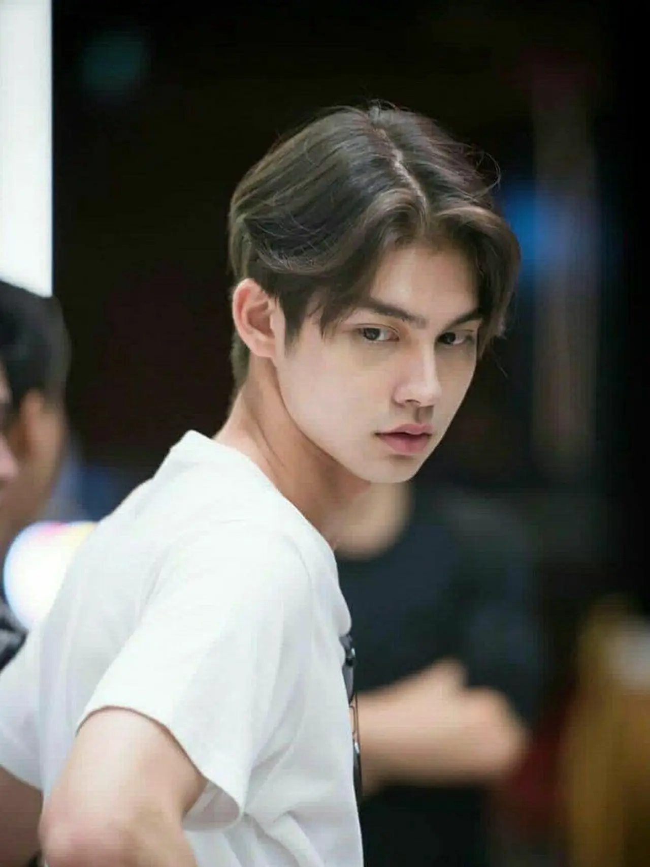 20 Model Rambut Pria Paling Hits, Bikin Penampilan Makin Keren - Hot ...