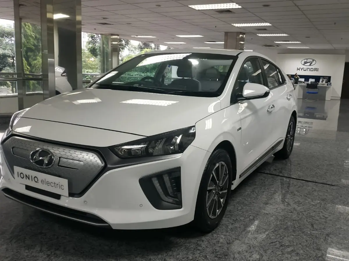 Hyundai ioniq electric harga store