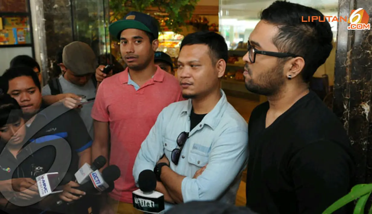 Simpati Untuk Dul Terus Mengalir dari Kalangan Artis - Foto Liputan6.com