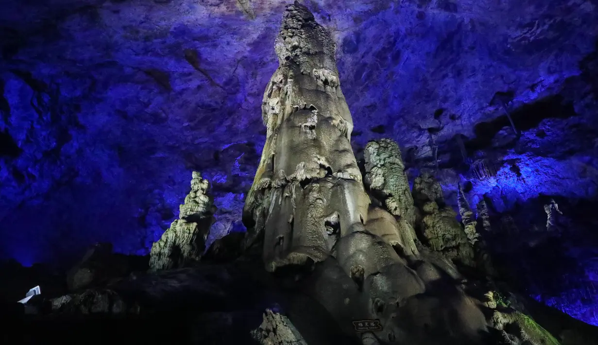 FOTO: Keindahan Bagian Dalam Gua Karst Wanxiang di China Barat Laut ...