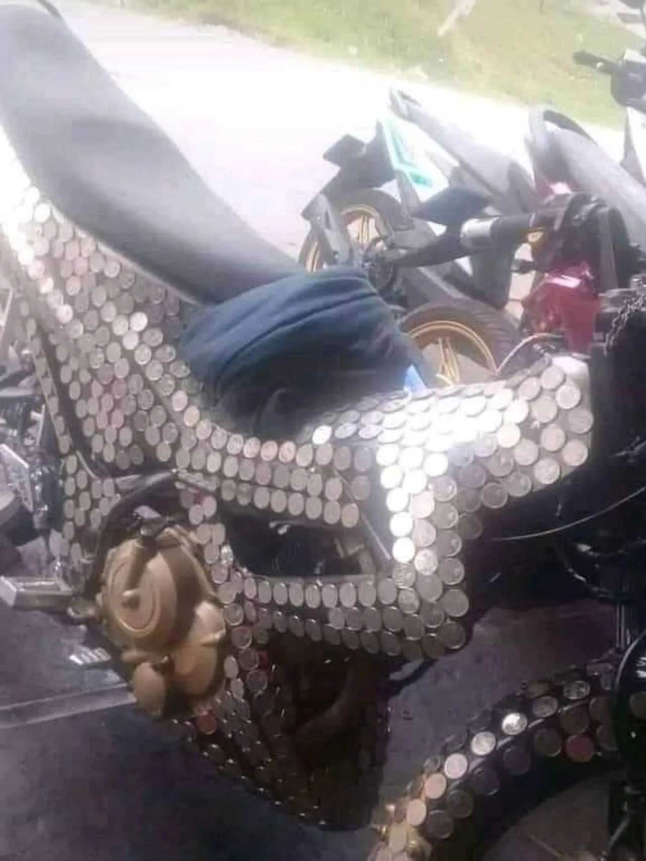 10 Potret Modifikasi Ekstrem Motor Balap, Ada yang Pakai Tenaga Orang ...