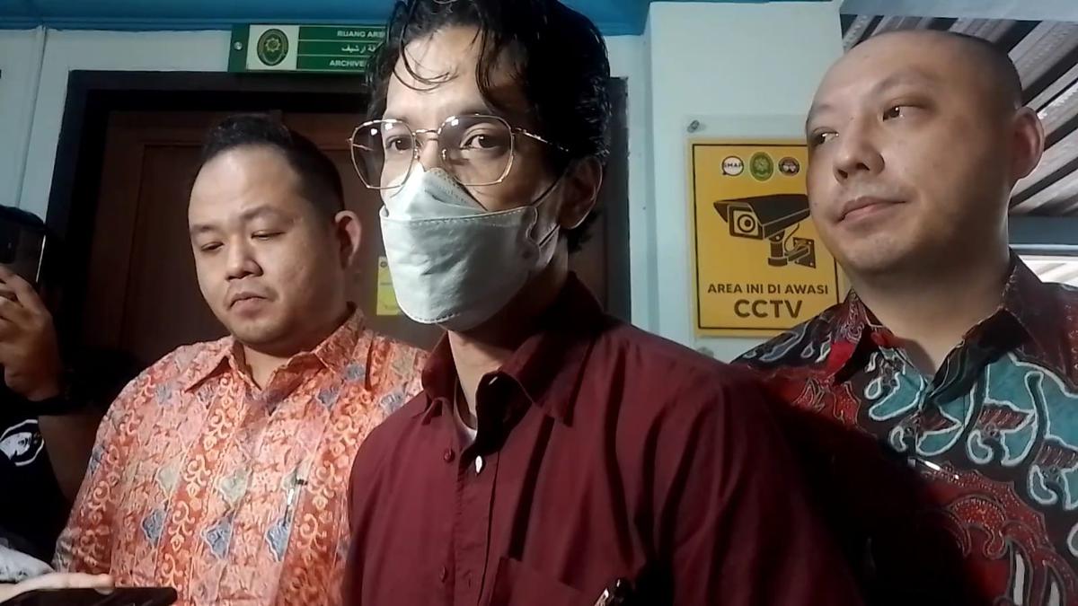 Edward Akbar Tertekan Hadapi 2 Masalah Sekaligus, Kini Puasa Medsos ...