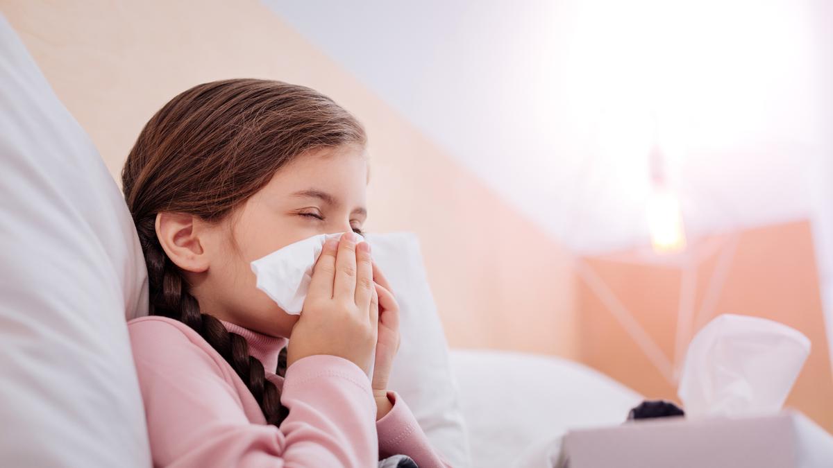 Perbedaan Gejala Flu dan Alergi pada Anak yang Penting Diketahui Orang Tua
