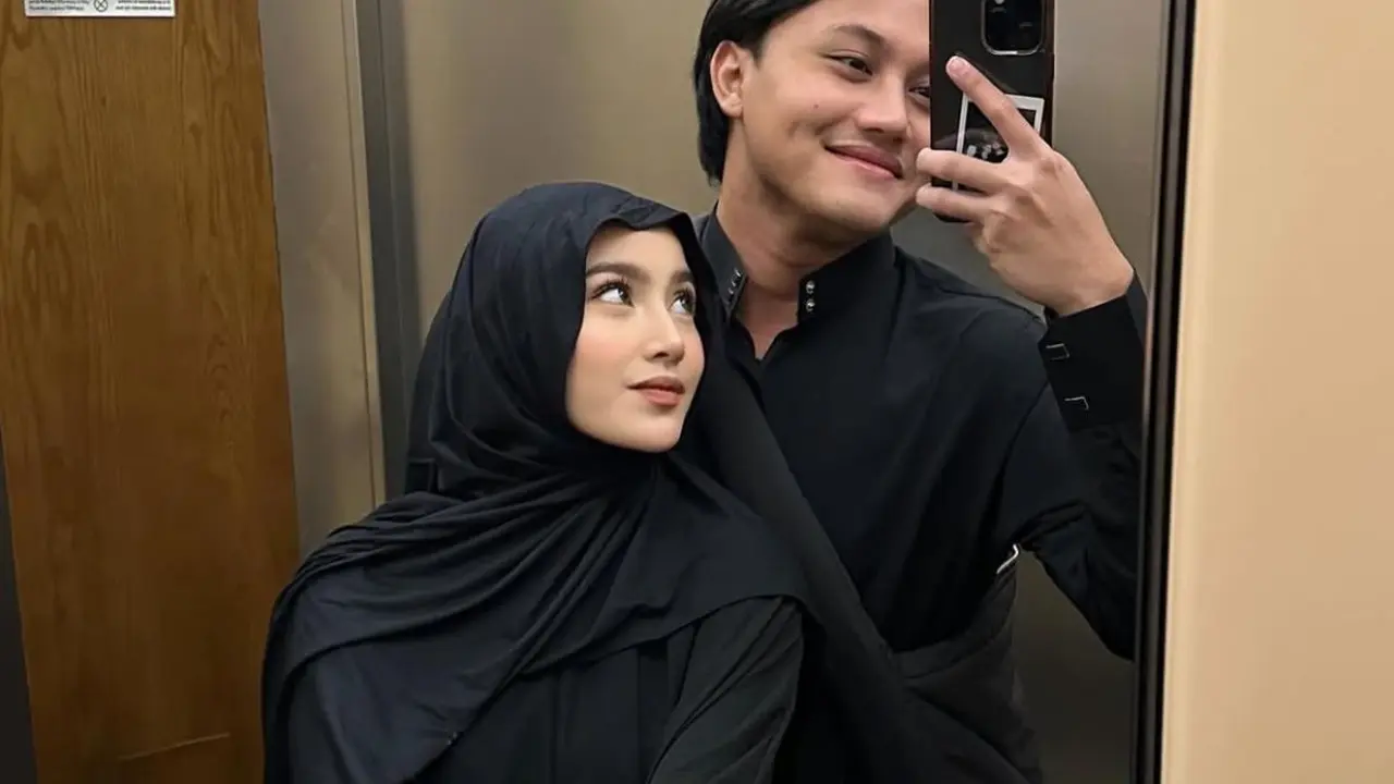 7 Potret Mahalini dengan Hijab Meleyot, Inspirasi Gaya Kerudung 2025 ...