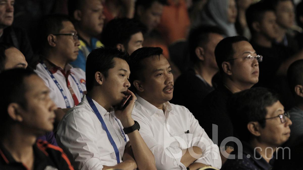 FOTO: Gaya Menpora Nonton Indonesia Open 2017