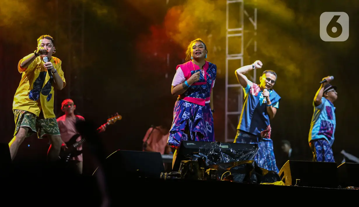 Project Pop Bikin Titik Kumpul Festival 2024 Bergoyang Duyu - Foto ...