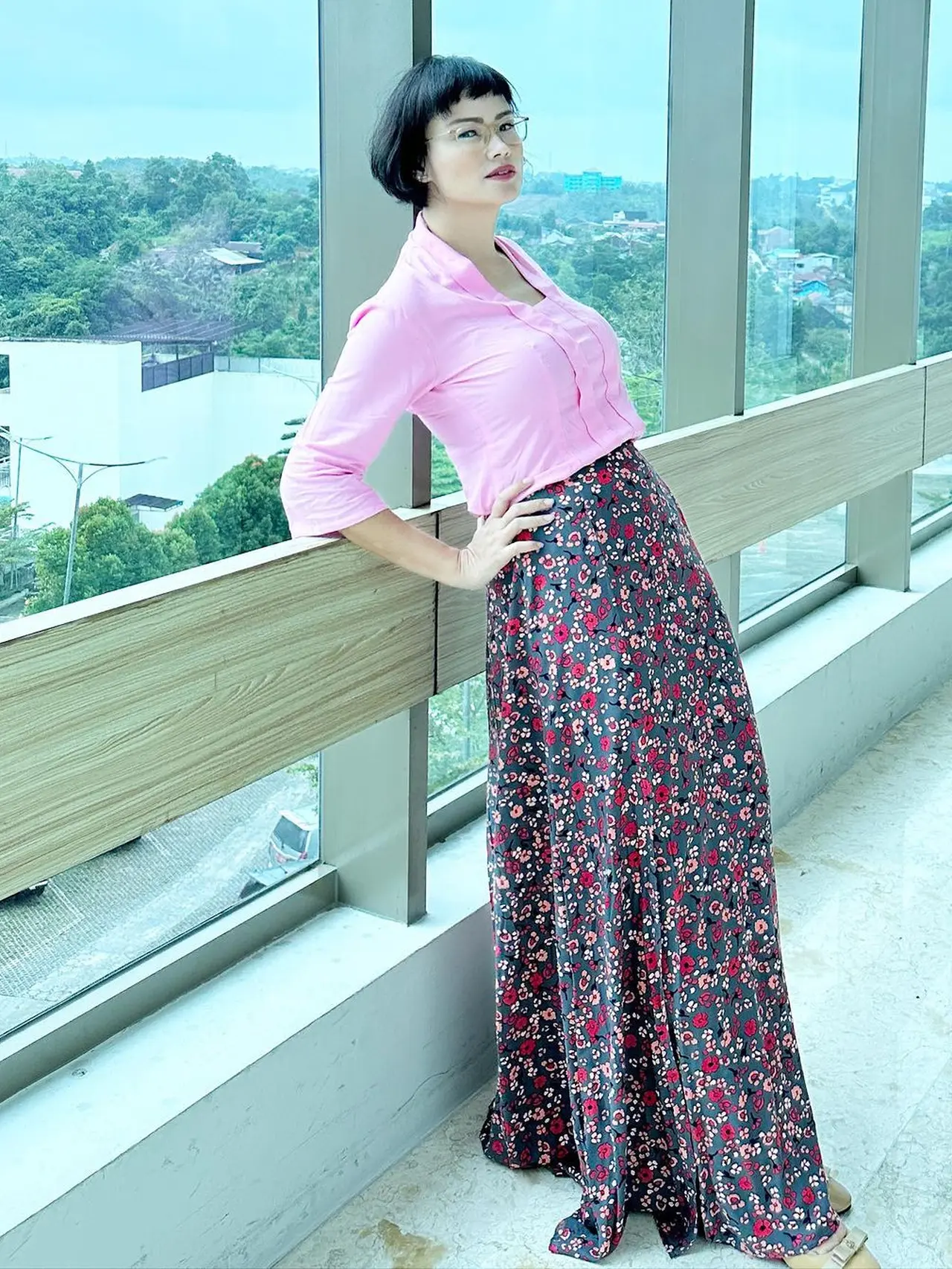 8 Potret Terbaru Tracy Trinita Mantan Supermodel Kini Jadi Pendeta ...