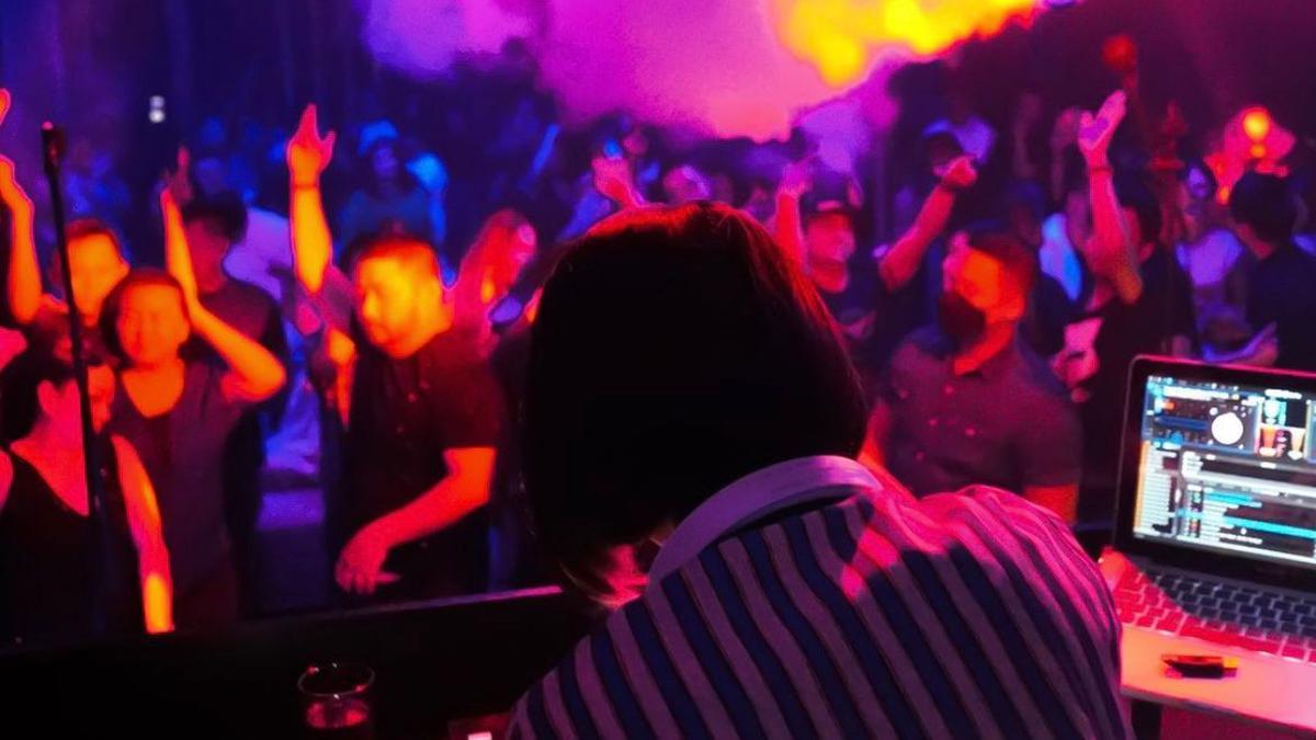 Dragon Chamber Usung Konsep One Stop Entertainment, Hadirkan Live Music ...