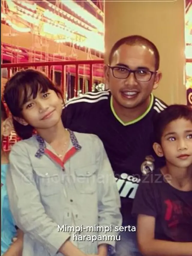 6 Foto Jadul Arhan dan Azizah Beranjak ABG Bareng Orang Tua, Curi ...