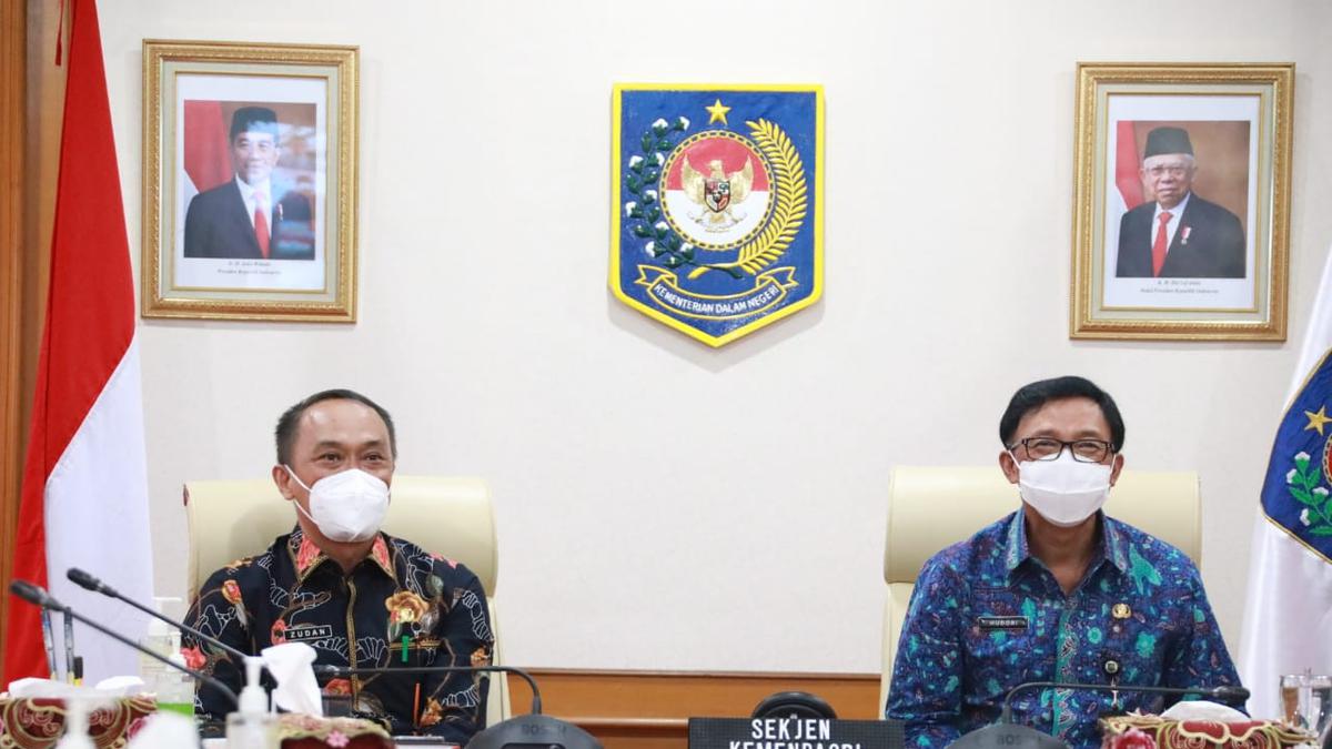 Sukseskan Program BKKBN, Kemendagri Terima Penghargaan - News Liputan6.com