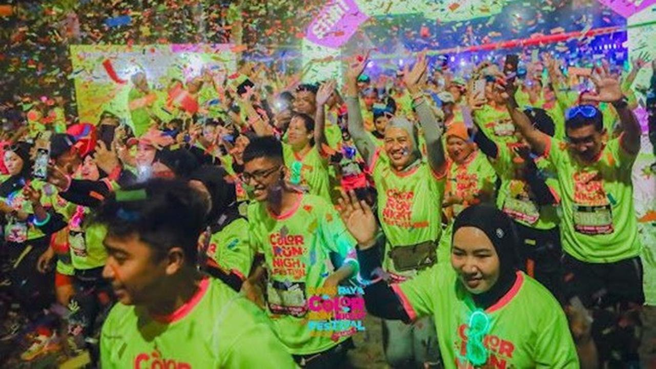 Bank Raya Color Run Night Festival 2024, Ajang Lari Bertabur Warna di ...