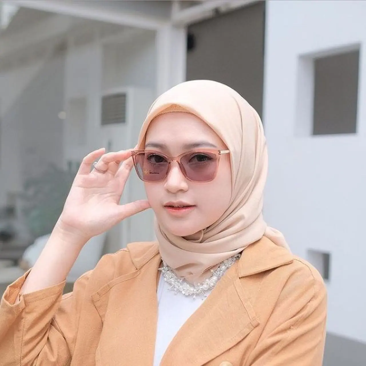 Selebgram Sekar Arum Punya 1 Juta Pengikut di Instagram, Berawal Tugas ...