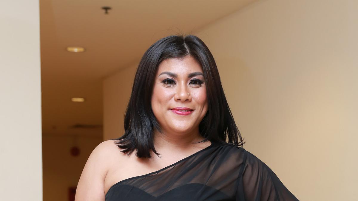 Regina Ivanova Senang Sambut Tahun Baru Bersama Krisdayanti ...