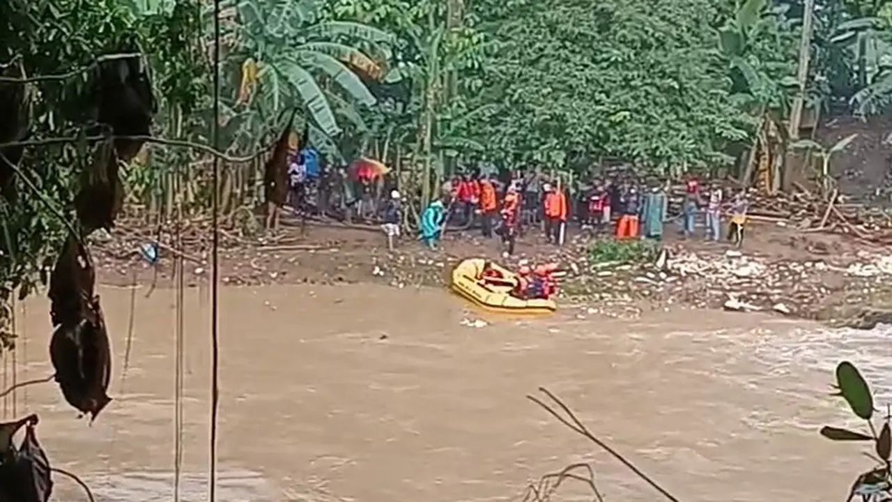 5 Hari Hilang, Penjaga Bendung Koja Jatiasih yang Hanyut Terbawa Banjir ...