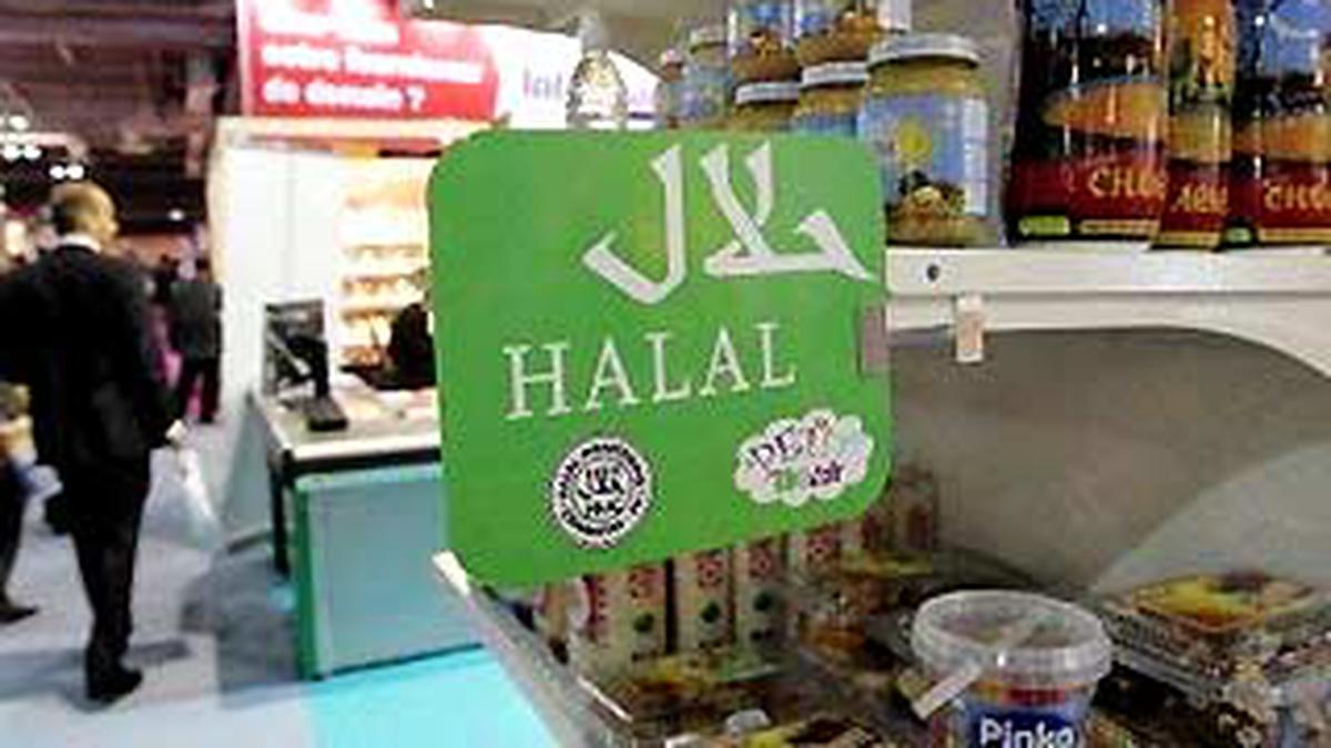 Kepala BSN: Label Produk Halal Bukan Sekedar Tempel Stiker - Bisnis ...
