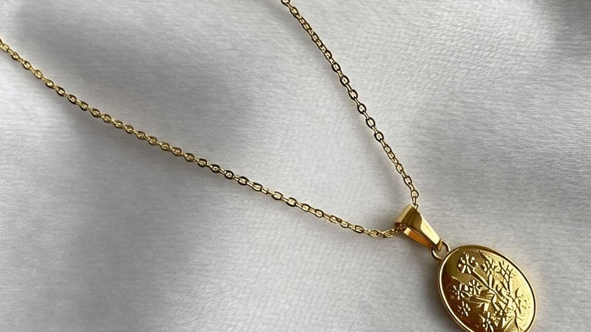 Kalung Emas Rantai Polos Terbaru 2025: 7 Model Elegan untuk Gaya Minimalis