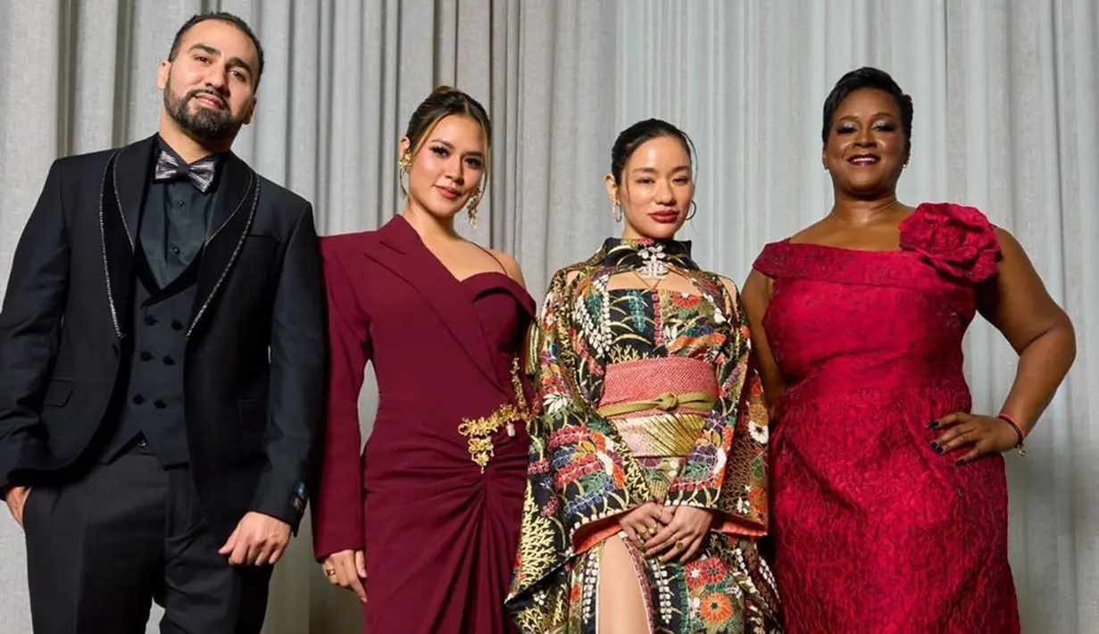 Potret Memukau Raisa di Grammy Awards 2024, Pakai Gaun Merah Berhias ...