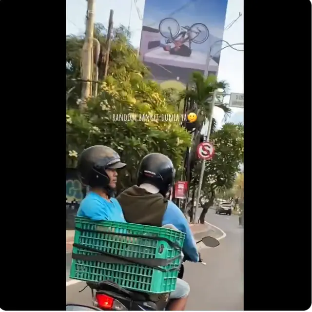 6 Potret Tempat Duduk Nyeleneh di Motor Ini Bikin Tepuk Jidat, Menyusahkan Diri - Hot Liputan6.com