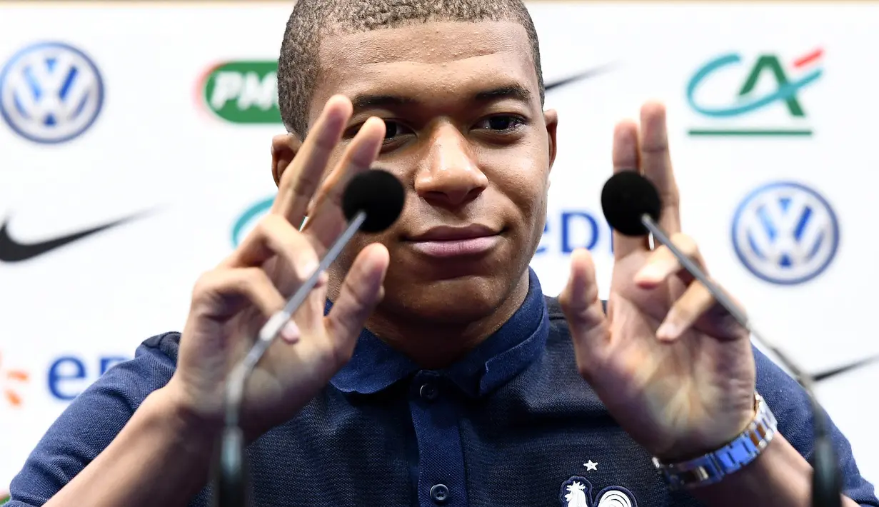 FOTO: Mengintip Latihan Kylian Mbappe Bersama Timnas Prancis - Dunia Bola.com