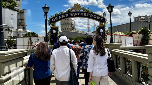 Menghabiskan Libur Akhir Tahun 2025 di Grand Waterfront, Destinasi ...