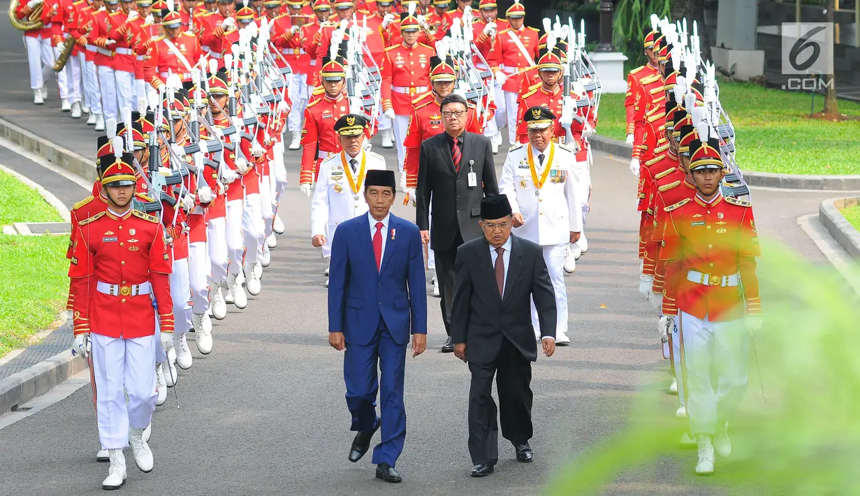 FOTO: Jokowi Lantik Gubernur dan Wagub Terpilih Maluku Utara di Istana ...