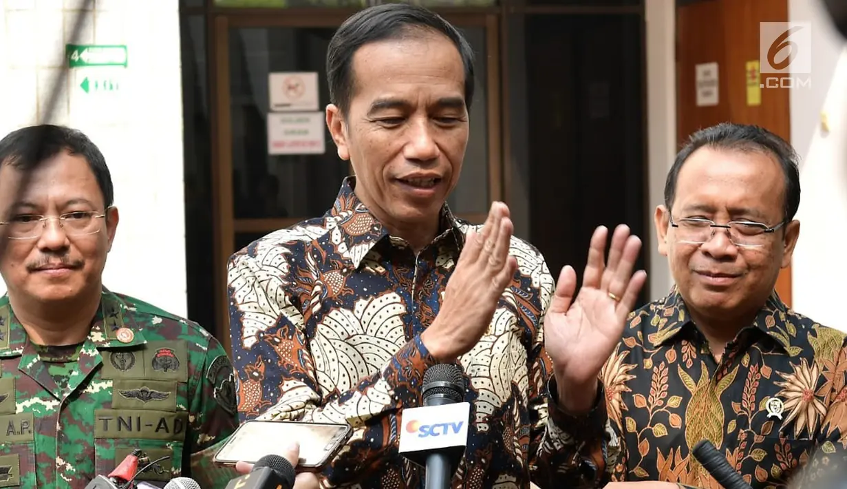 FOTO: Presiden Jokowi Jenguk Habibie di RSPAD - Foto Liputan6.com