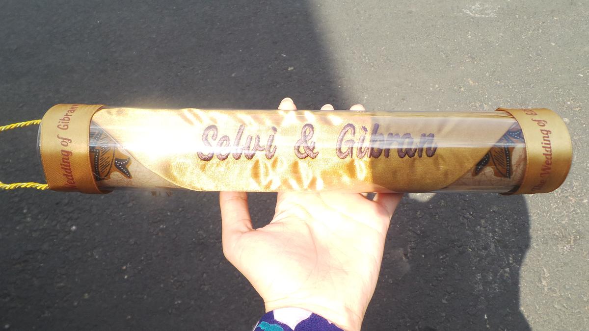 Taplak Batik, Souvenir Pernikahan Gibran-Selvi - Lifestyle Liputan6.com