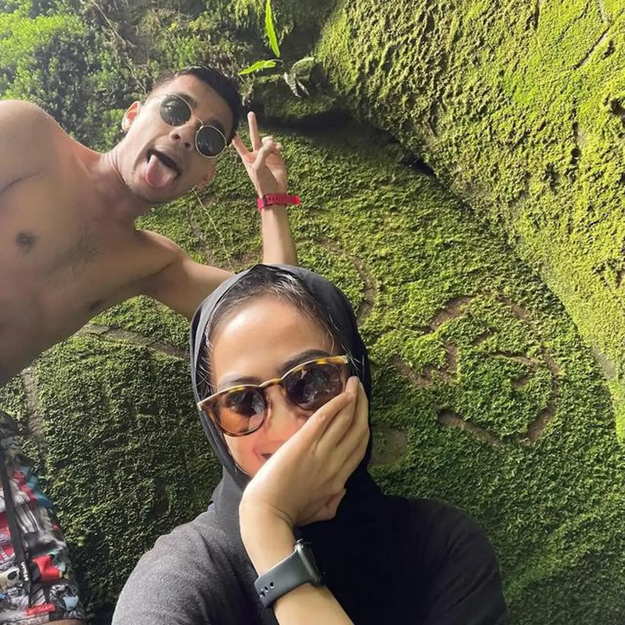 7 Prewedding Wafda Saifan dan Kekasih yang Seorang Dokter Ini Curi ...