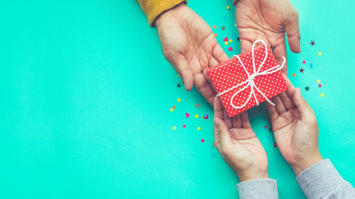 8 Ide Hadiah Ramadan yang Berkesan dan Bisa Tingkatkan Semangat Puasa Anak