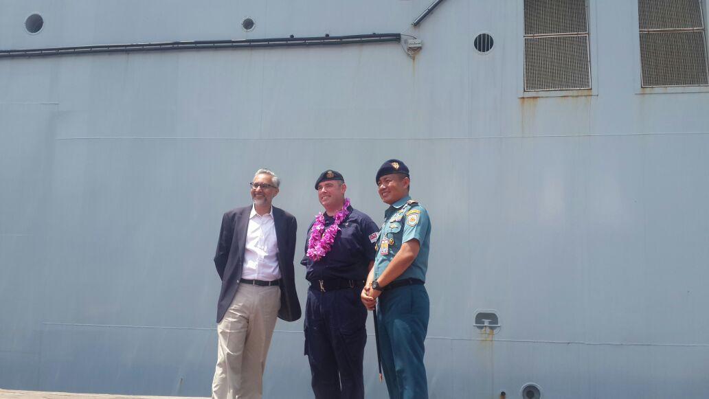 Di Tengah Operasi Memantau Korea Utara, Kapal AL Inggris Singgah di ...