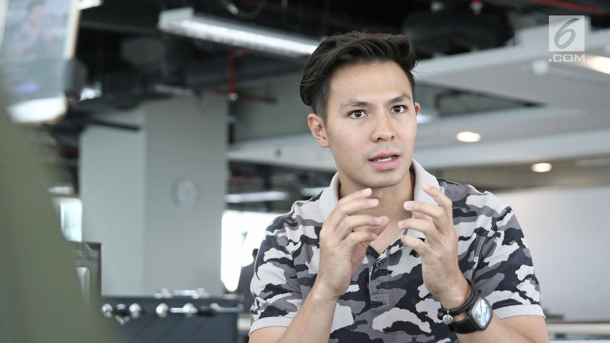 Perankan Tokoh Berlogat Sunda, Fero Walandouw Sempat Frustrasi ...