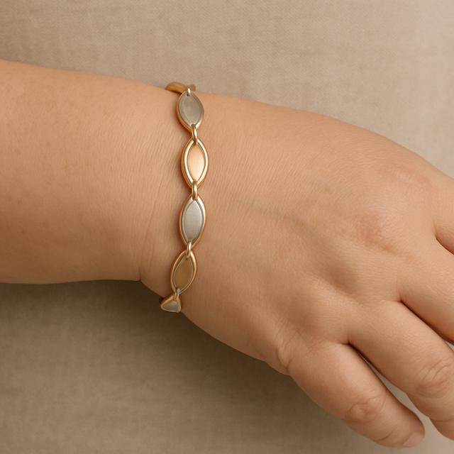 5 Tips Memilih Model Gelang Emas Sesuai Bentuk Tangan, Cegah Salah Beli