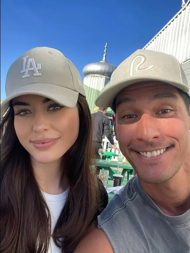 7 Potret Richard Kyle dan Pacar Bulenya yang Romantis, Bak Pasangan ...