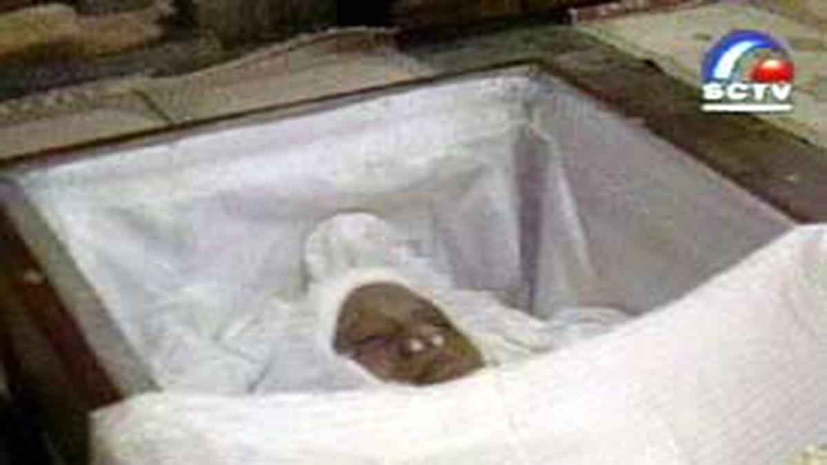 Selo Soemardjan Dikebumikan di Makam Keluarga