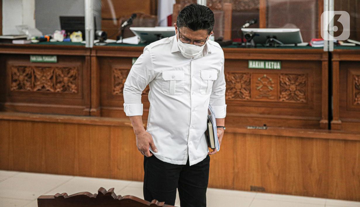 Tumpukan Berkas Pleidoi Ferdy Sambo di Sidang Kasus Pembunuhan Brigadir J - Foto Liputan6.com