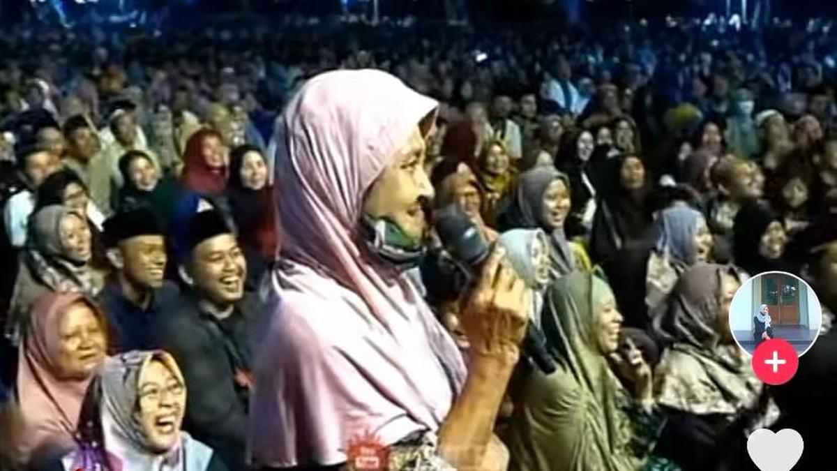 Super Kocak!! Mbah Nonik Tahunya Nama Gus Iqdam Adalah Pak Agus