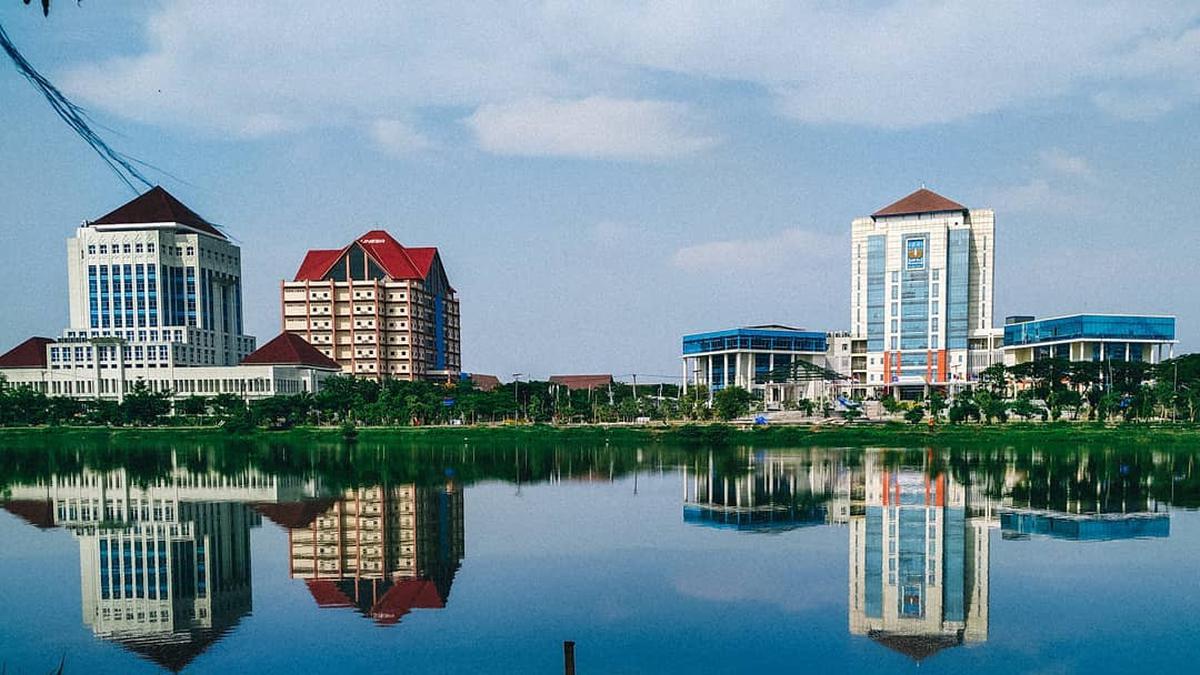 Danau Unesa Bakal Disulap Jadi Destinasi Wisata Baru Kota Pahlawan ...