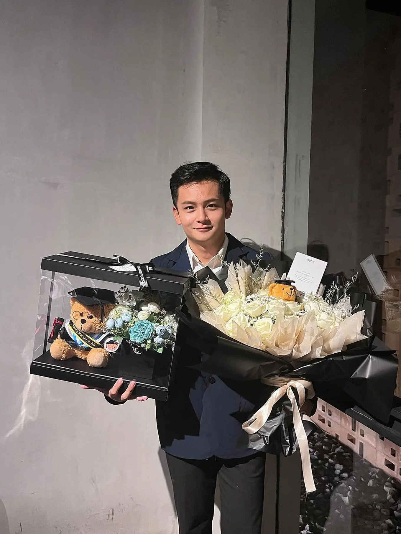 Lulus Sidang Skripsi dengan Nilai Sempurna, Randy Martin Bikin Bangga ...