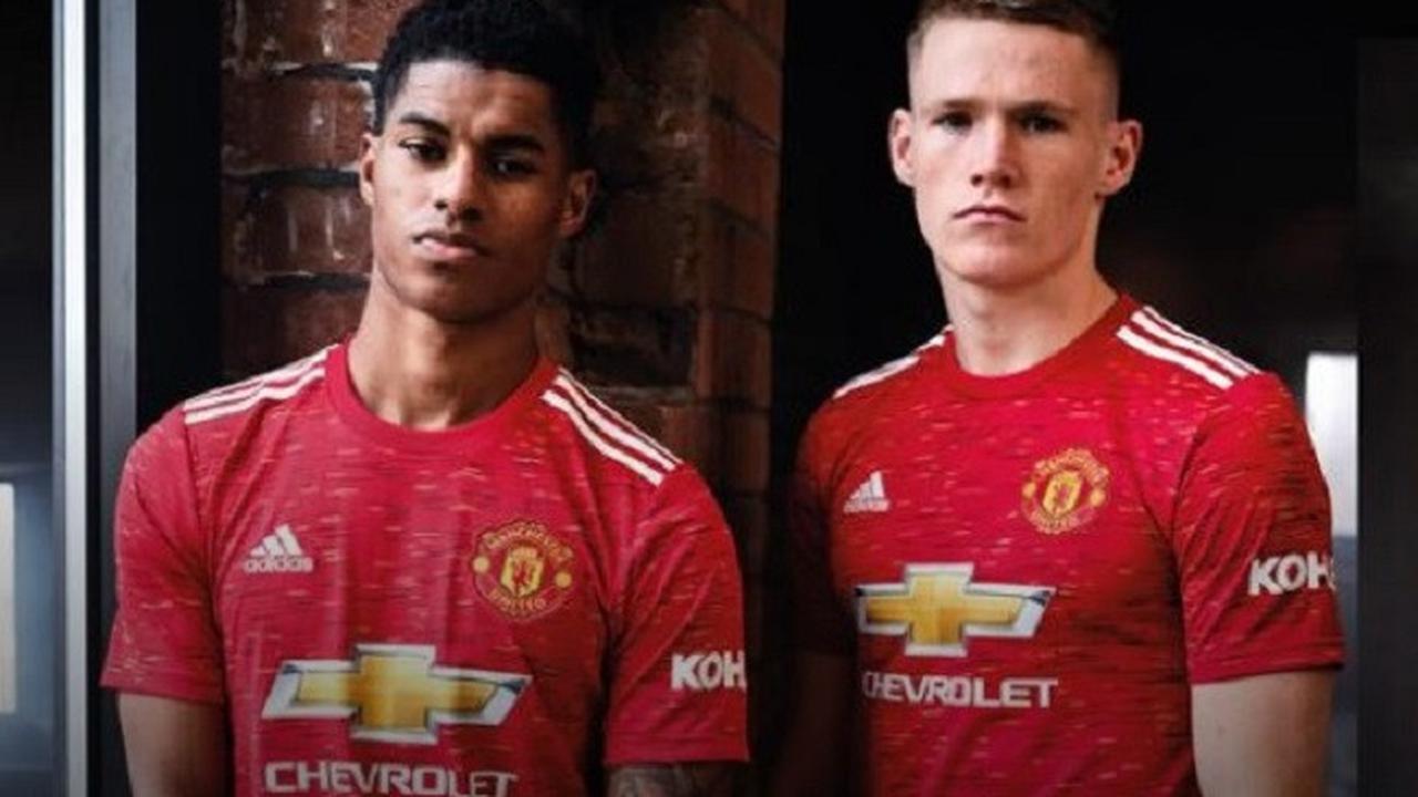 6 Potret Detail Seragam Anyar MU, Terinspirasi Simbol Klub