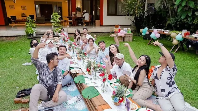 7 Momen Ulang Tahun Abash Mantan Lucinta Luna, Dirayakan Bareng Kekasih ...